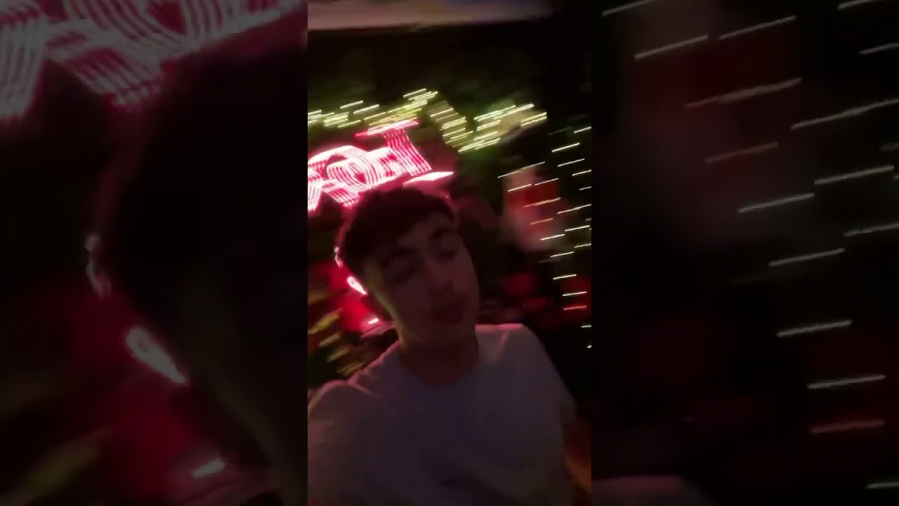 inox tag nous présente son décor de noël dans le studio ! - YouTube