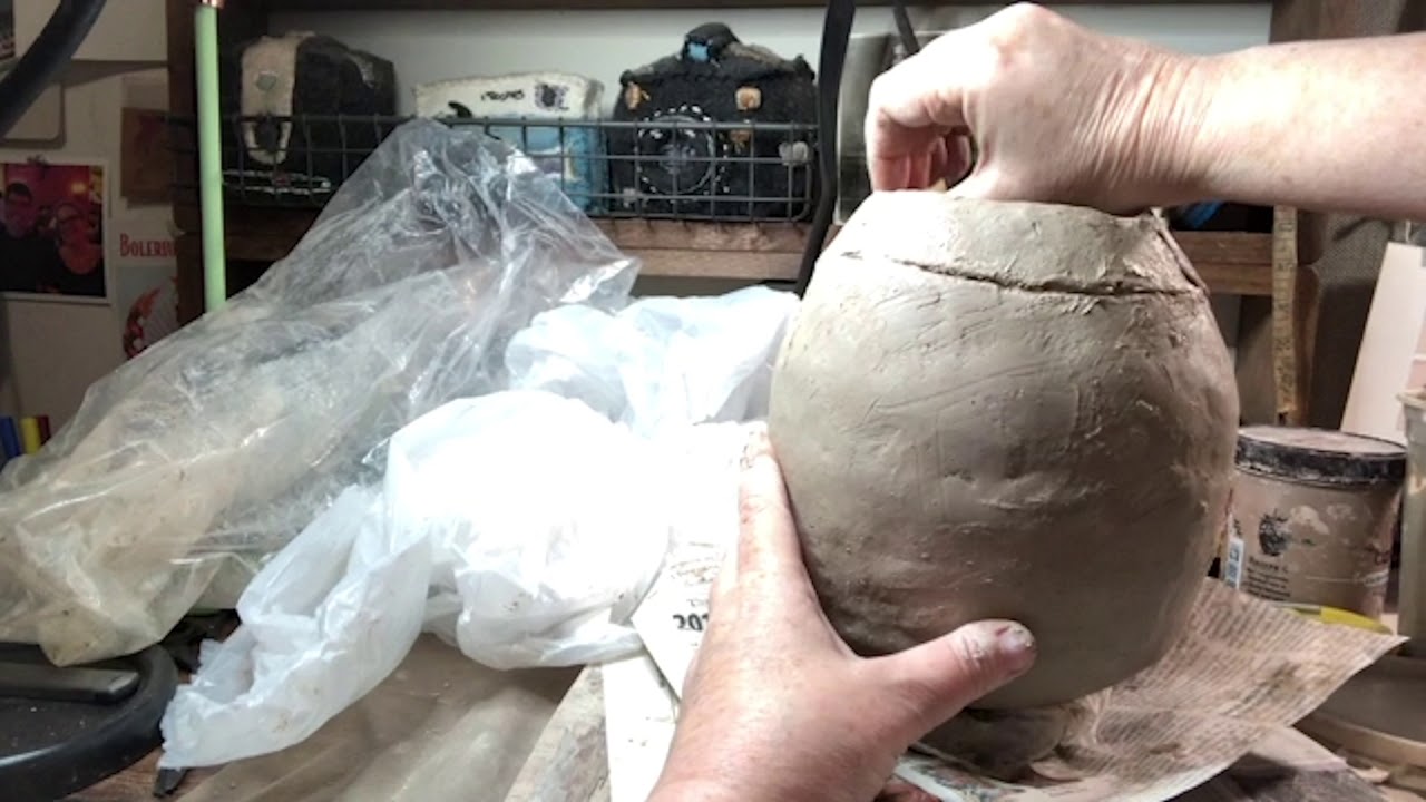 Udu--Building the Sides Part Two - YouTube