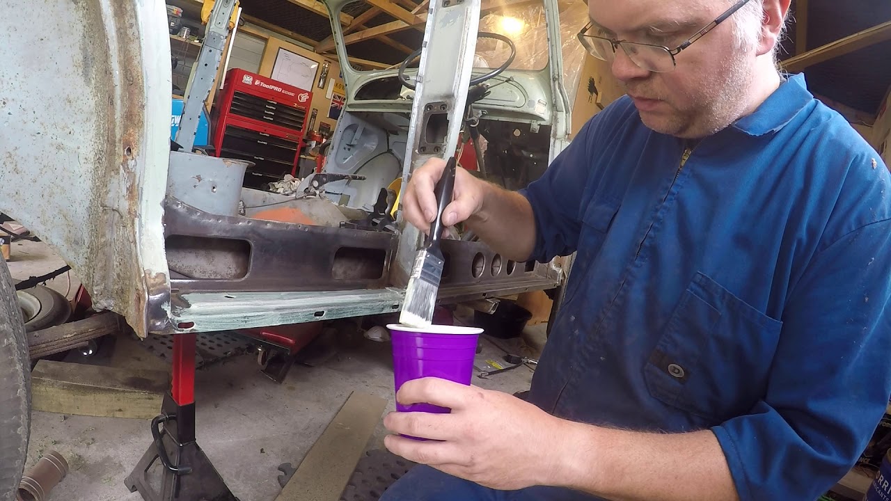 Morris Minor - Rust Sealer - YouTube