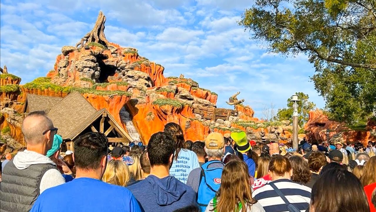 Disneyland says goodbye to iconic Splash Mountain ride | Splash ...