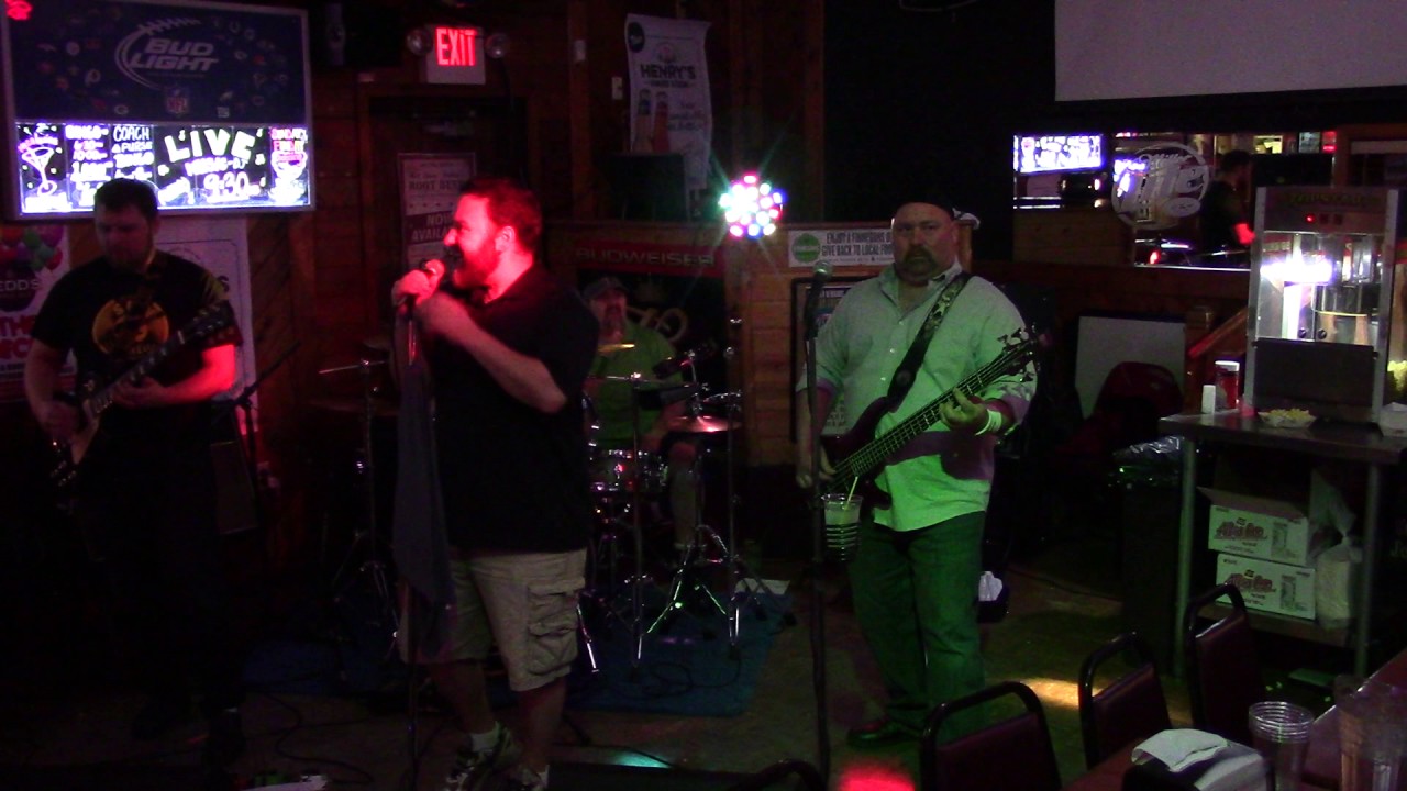 Crazy Larry plays Led Zeppelin, The Ocean - YouTube