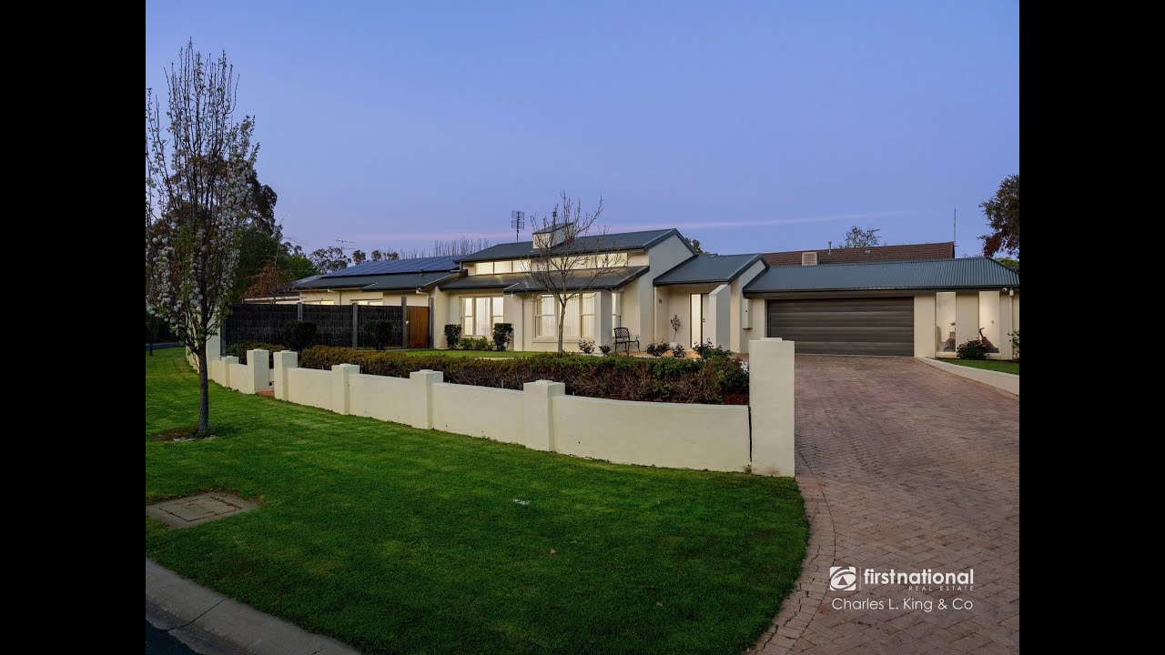 15 Lord Court Echuca - Video - YouTube