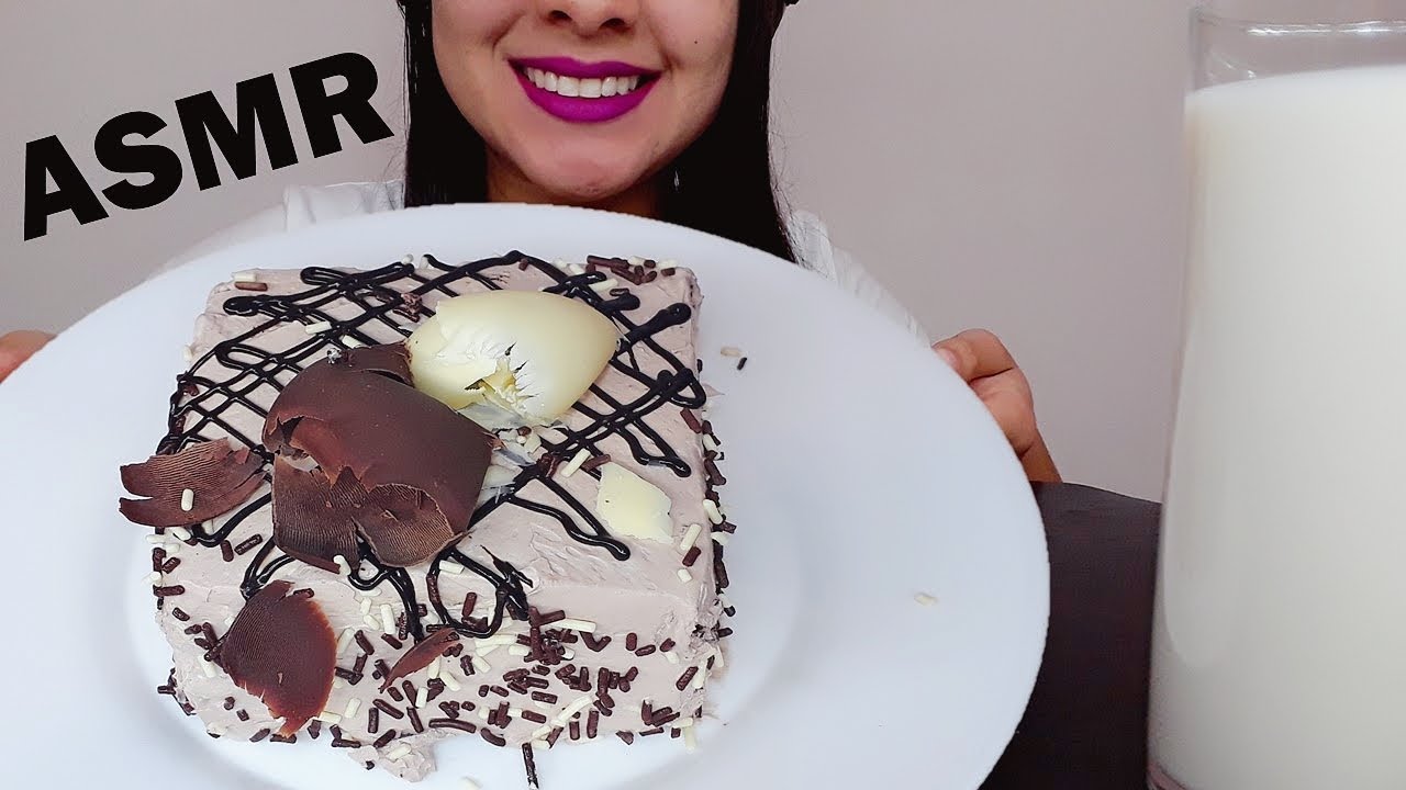 ASMR (NO TALKING) CHOCOLATE CAKE (EATING SOUNDS) / Honey Woman ASMR ...