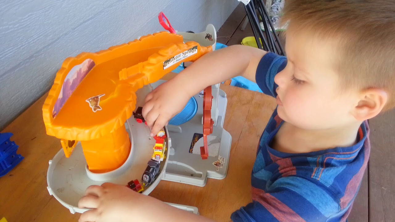2016 - Jett's now obsessed with trains - YouTube
