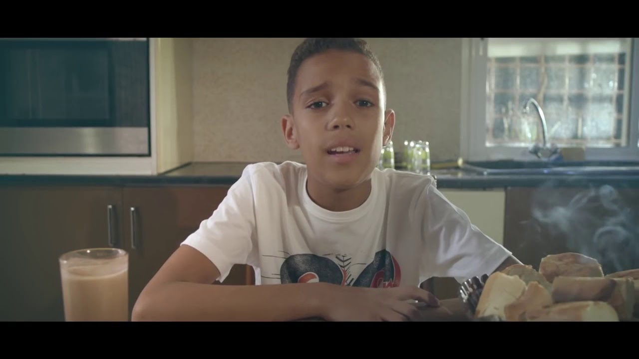 Yelele yelele song - YouTube