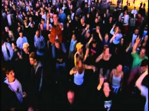 UNDERWORLD. SHUDDER - KING OF SNAKE (Everything, Live) - YouTube