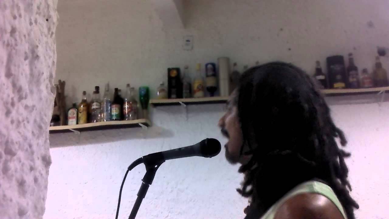 Rande Frank - voz & violão - negro gato - YouTube