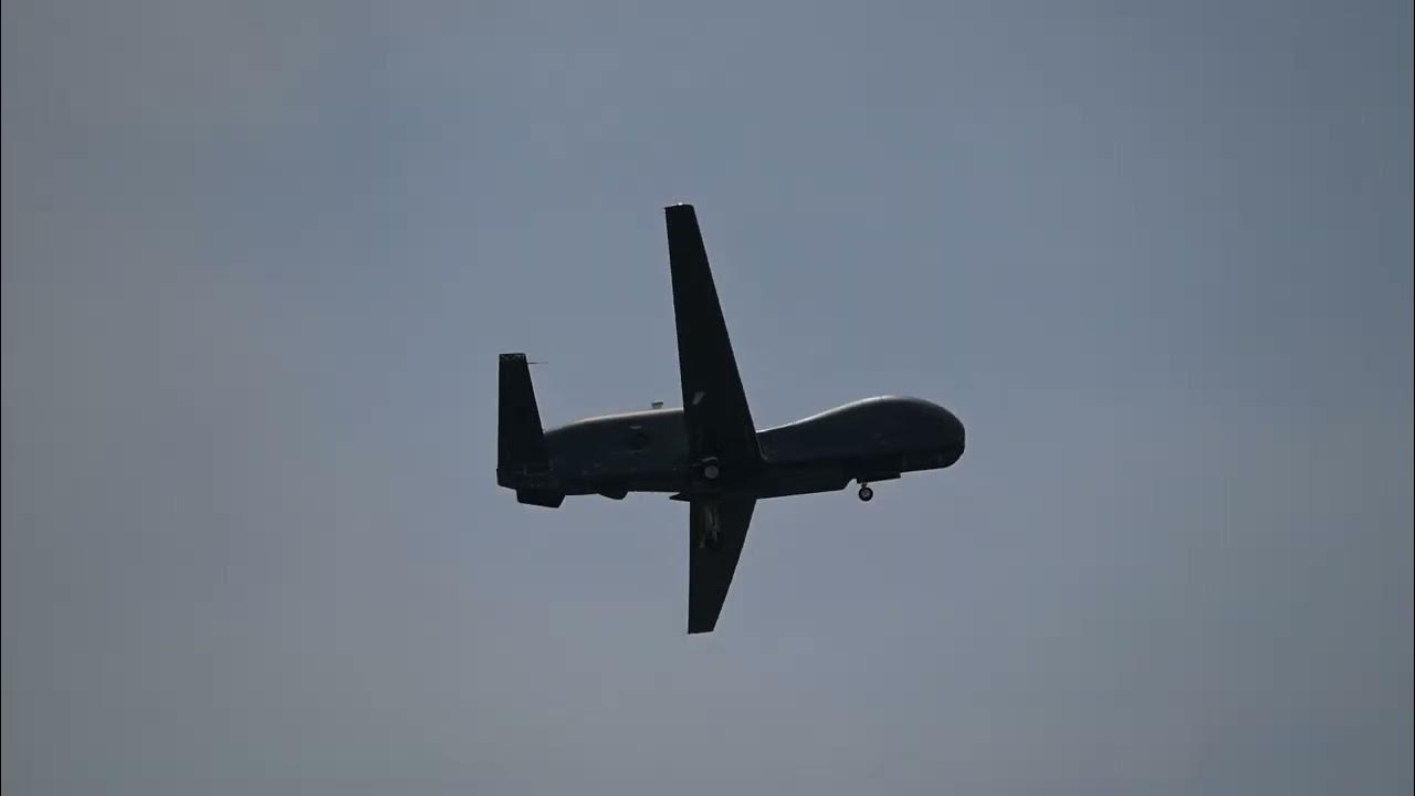 4K UHD RQ4グローバルホーク無人偵察機UAV Yokota AB Japan RJTY OKO在日米軍横田基地外来機 #kevinandersen #usaf - YouTube