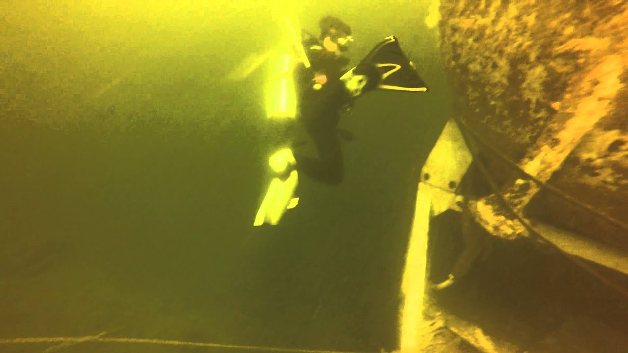 Jules Undersea Lodge Dive#19 part 2 - YouTube