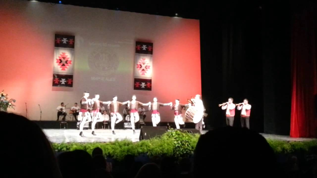 AKUD Mirce Acev- Teskoto - YouTube