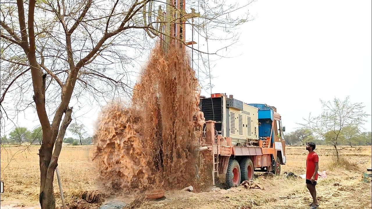 Borewell Water Full Pressure Ground Water Well Drilling Incredible ...