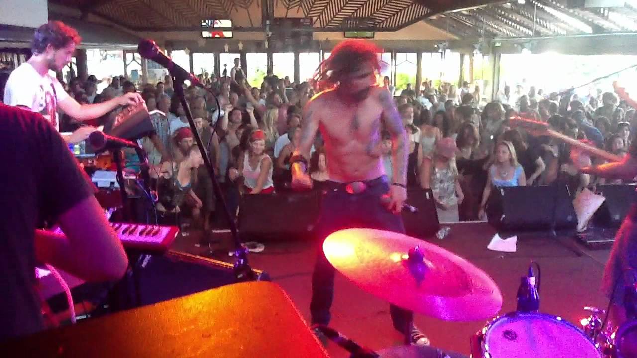 The Red Eyes Band Drum Solo by Gold Coast Reggae - YouTube
