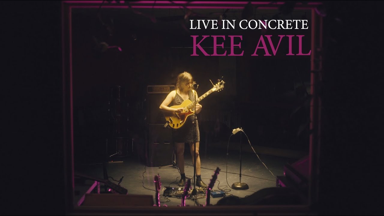 Kee Avil 'See, my shadow' | Live in Concrete - YouTube