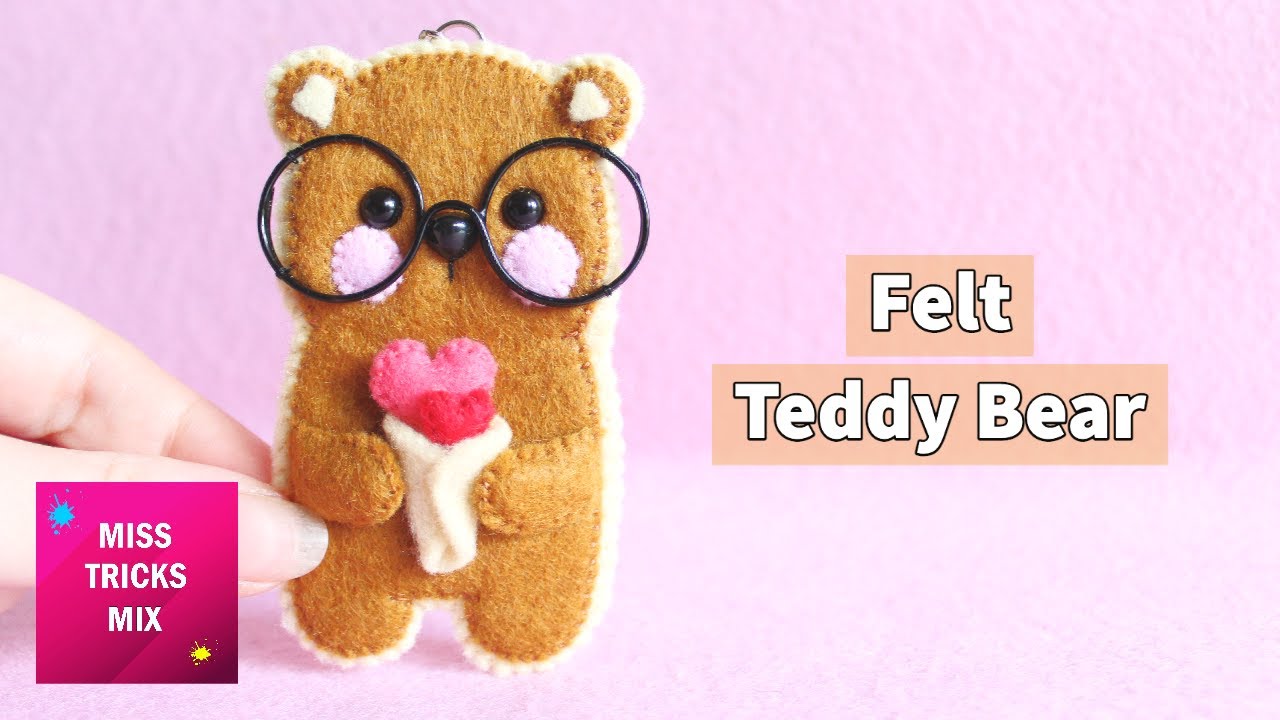 DIY: Cute Teddy Bear Felt Keychain | Kawaii Craft | Felt Craft. - YouTube