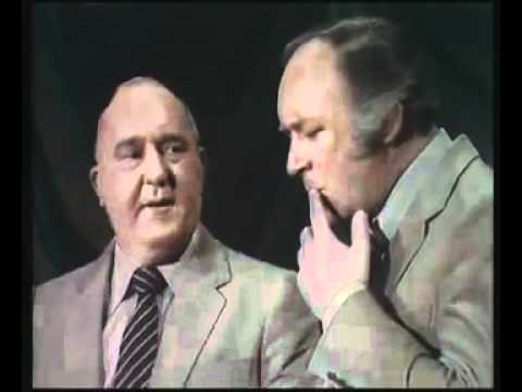 De Mounties Show.flv - YouTube