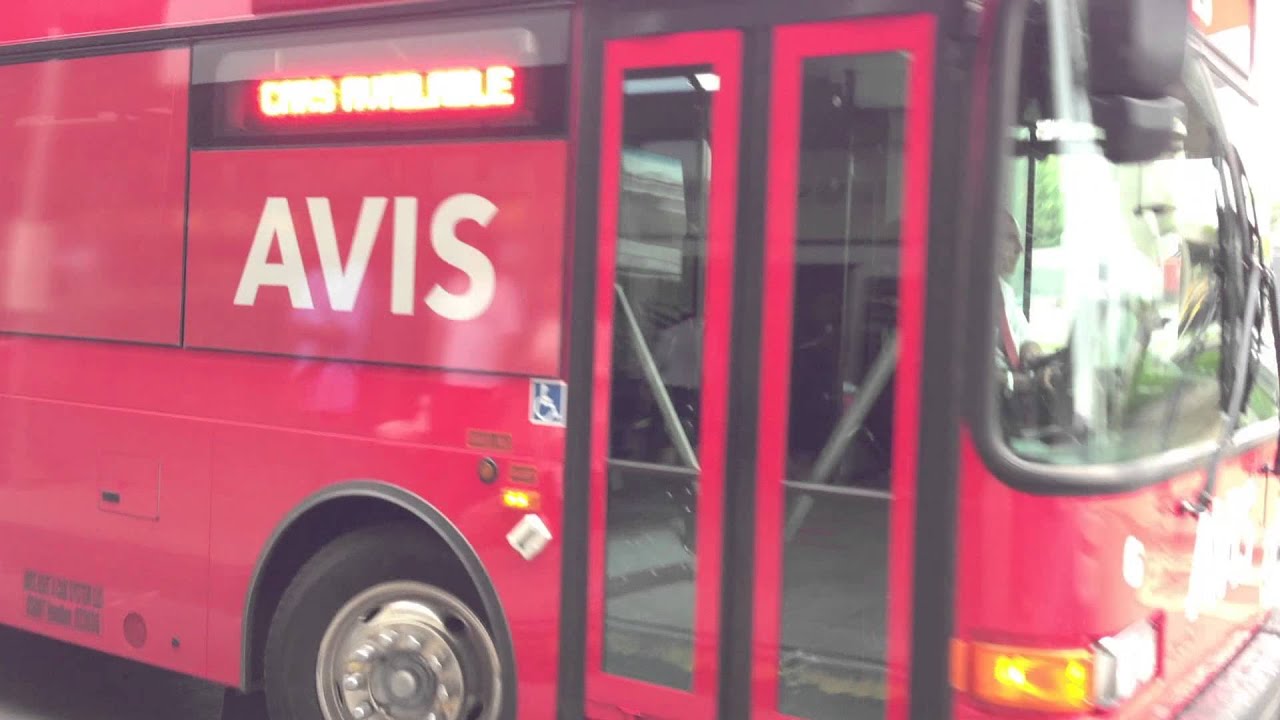 Avis LGA Shuttle Bus : Gillig Advantage Low Floor #6 at Terminal C ...