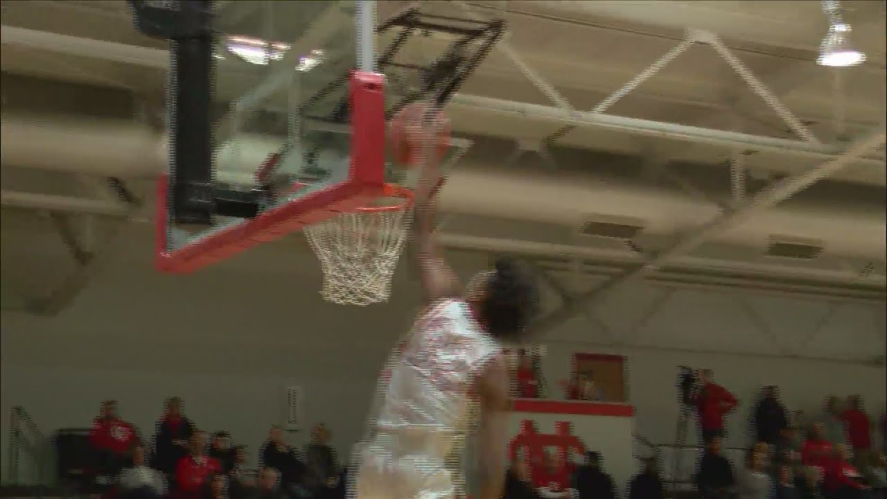 North Scott boys basketball defeats West - YouTube