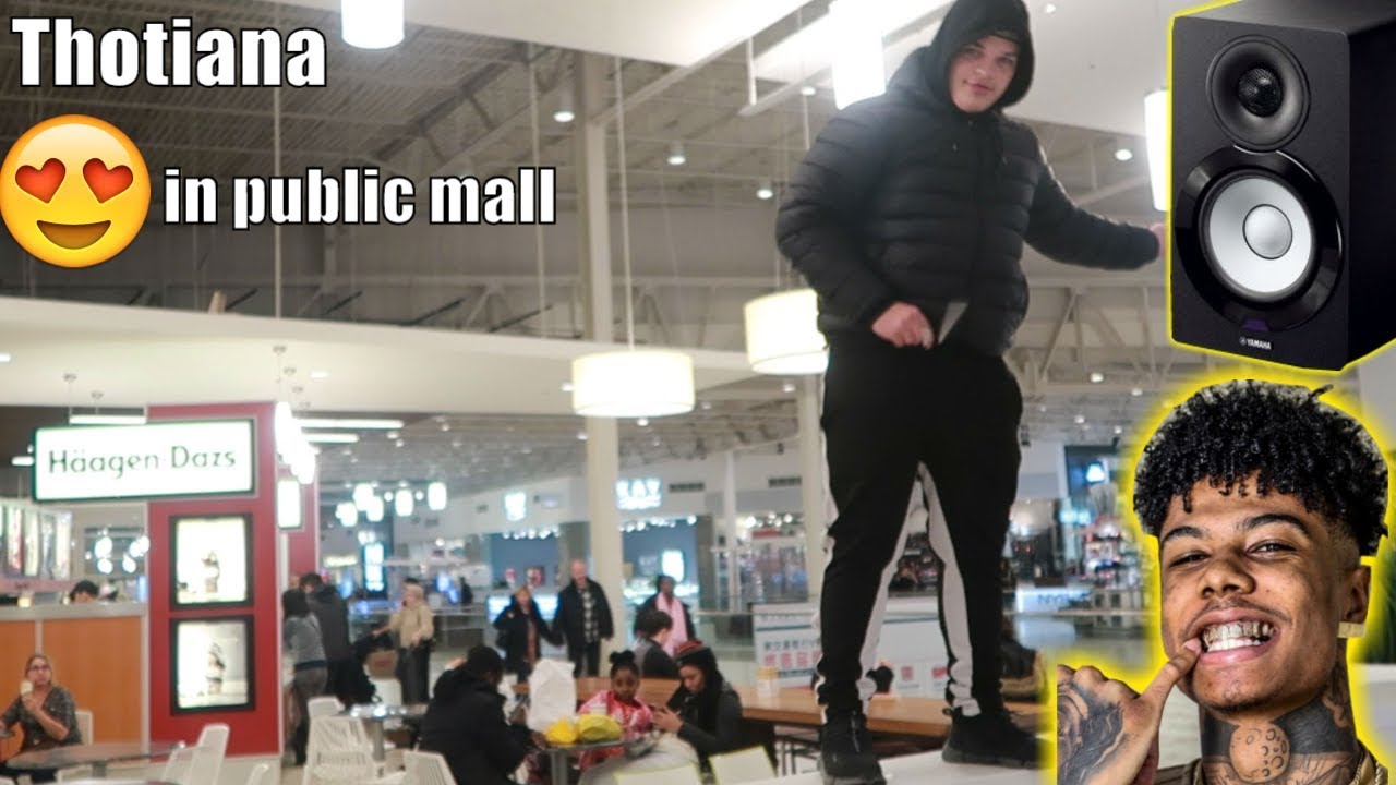 Blueface - Thotiana Dance in public mall.... - YouTube