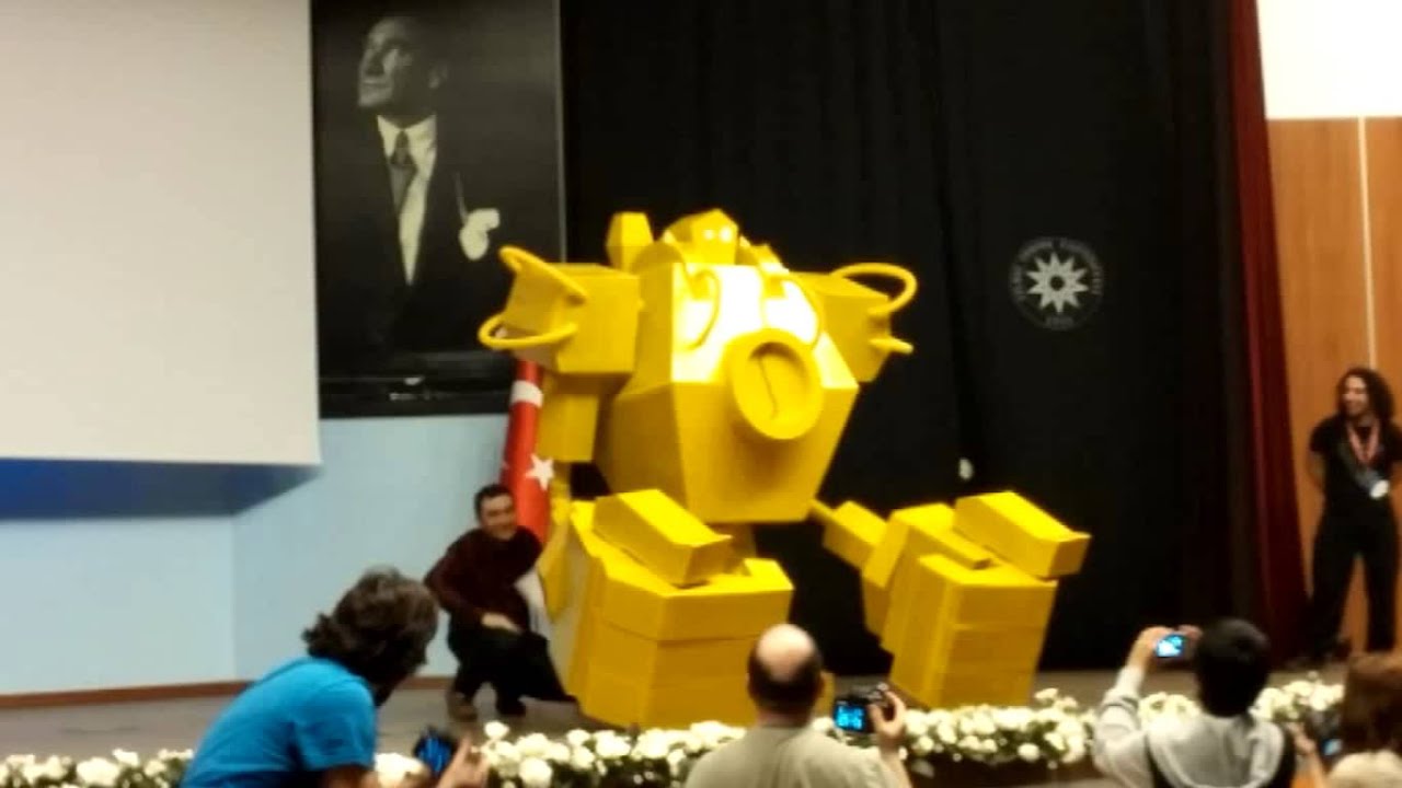 League Of Legends Blitzcrank Cosplay