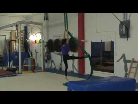Ariel Silks basic foot lock - YouTube