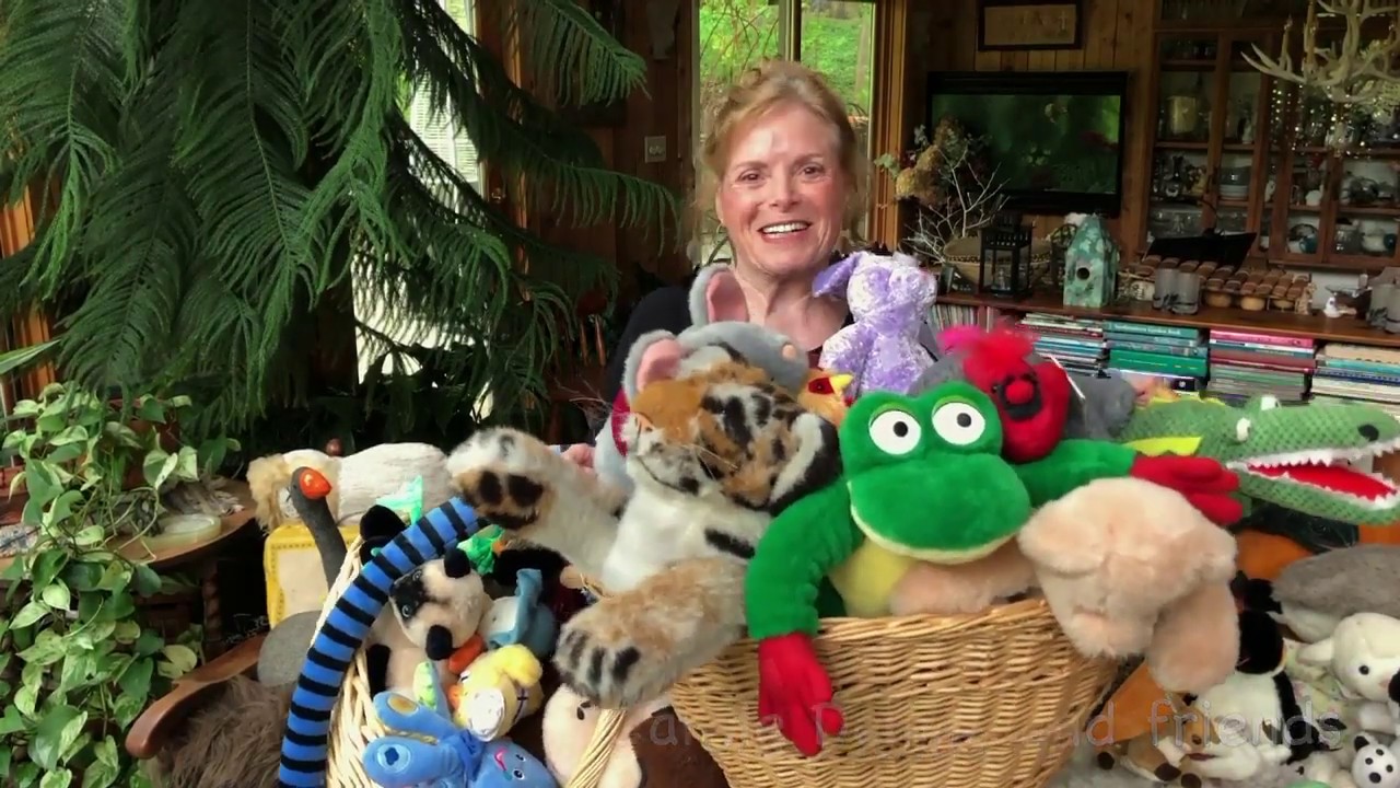 Carole Demas - Stay Home Campaign - YouTube