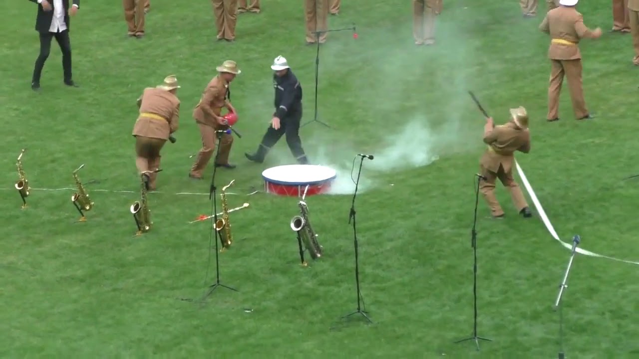 Marching orchestra - YouTube