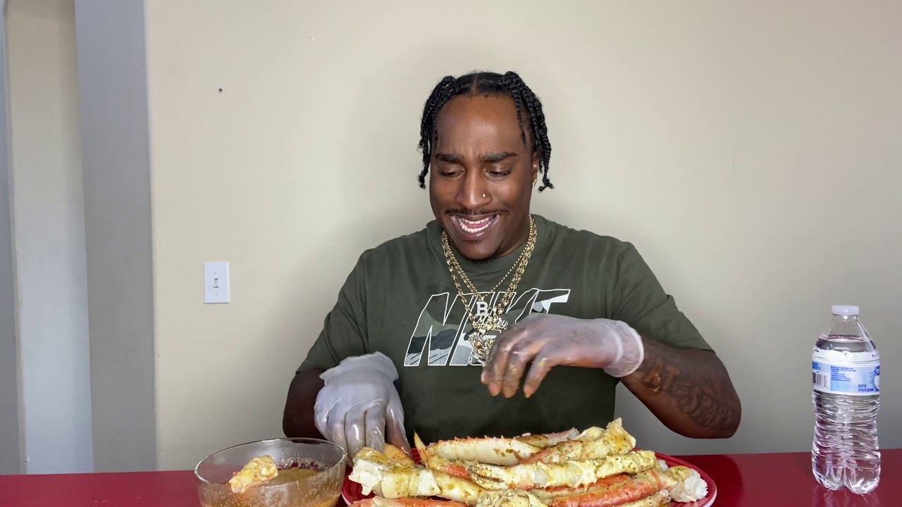 King crab Mukbang - YouTube