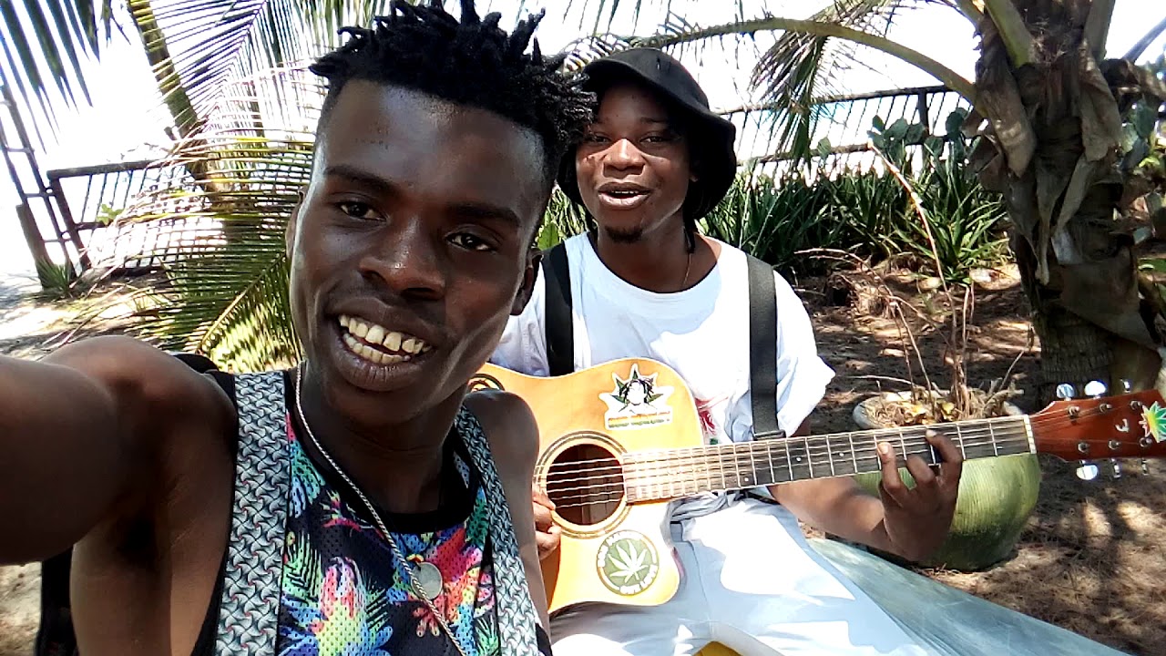 Live acoustic guitar Thomas and KEBY FLVAVOUR - YouTube