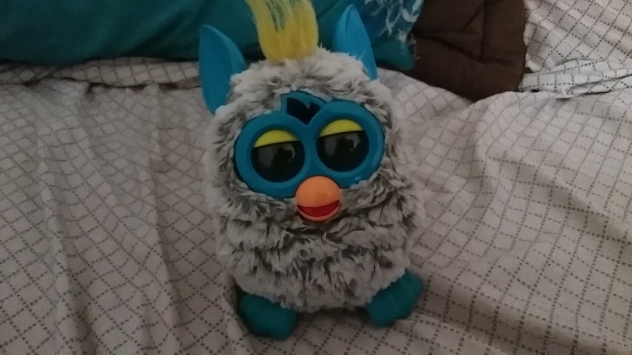 New 2012 furby i got (Kinda broken but does work) - YouTube