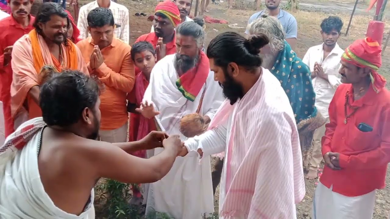 Sekhar Maharaj PoharaDevi special Pooja at KishanNayak Thanda Mavinelli ...