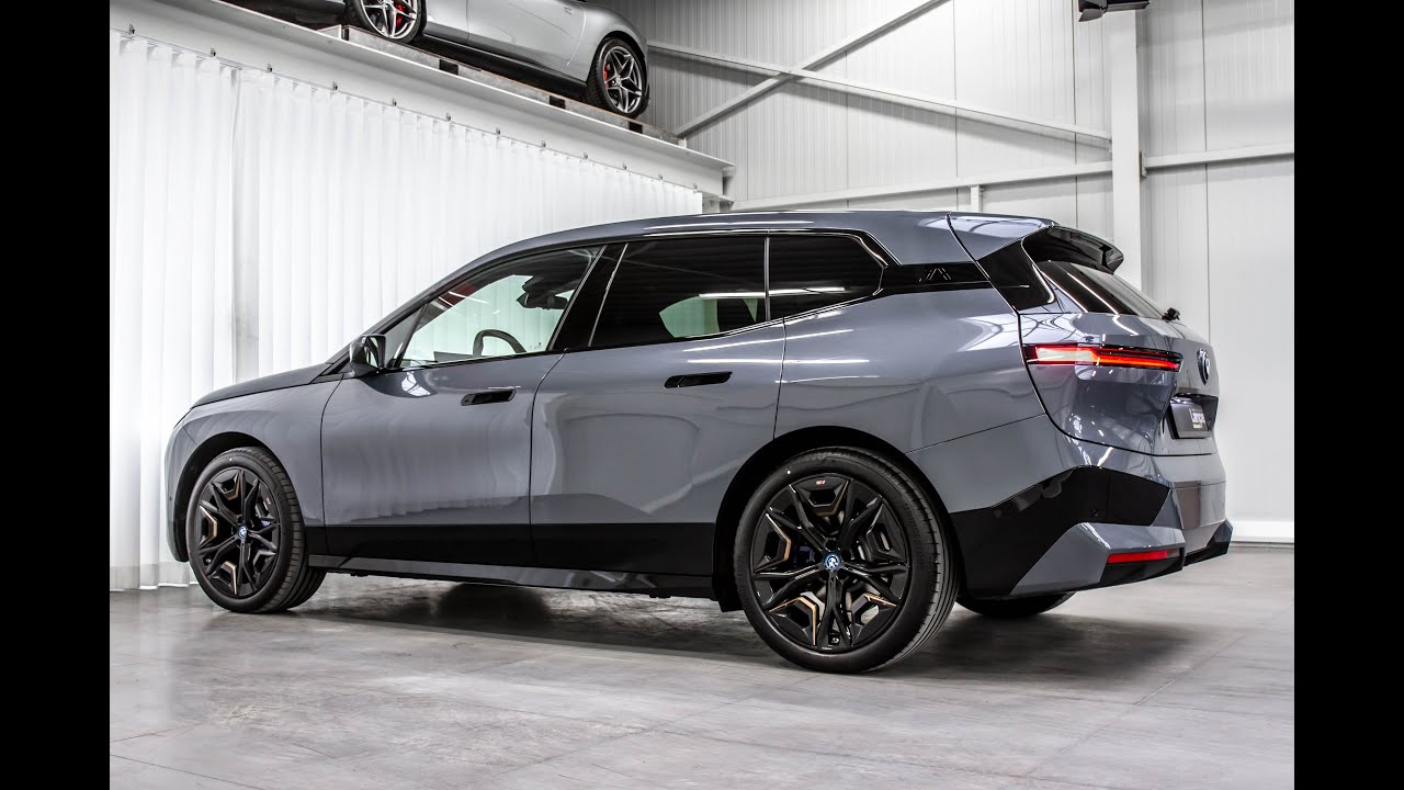 Tour of a 2022 BMW iX 40 xDrive Sport Pack | For Sale - YouTube