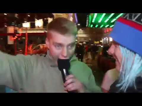 Man eats microphone - YouTube