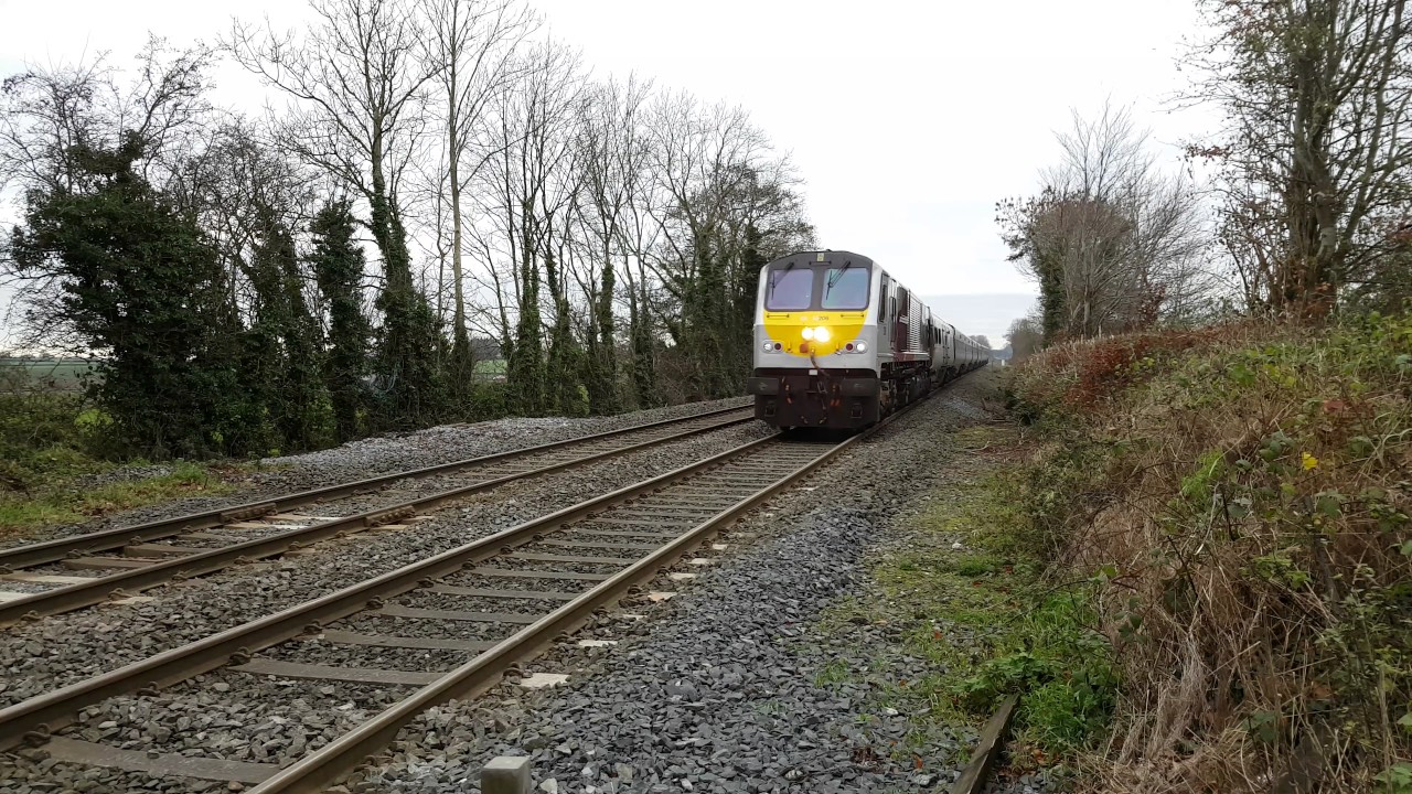 Enterprise GM Class 201 (206) + DVT (9002) @ Drumbane Road 2/12/2016 ...