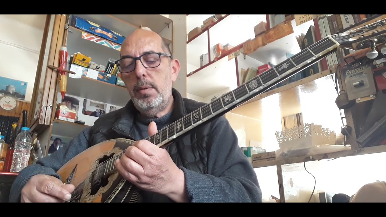 Το μπουζούκι κλαίει. - YouTube