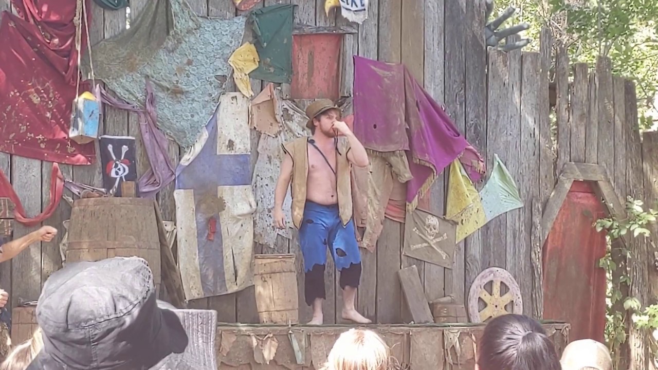 Mud Show Performance: Bohemian Rhapsody - YouTube