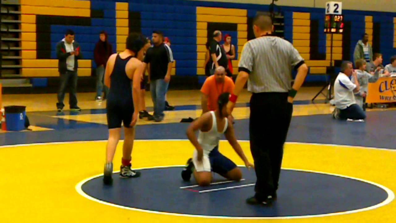 Mickey Cox Wrestling Luc's Match (Clovis Area Youth Tournament) - YouTube