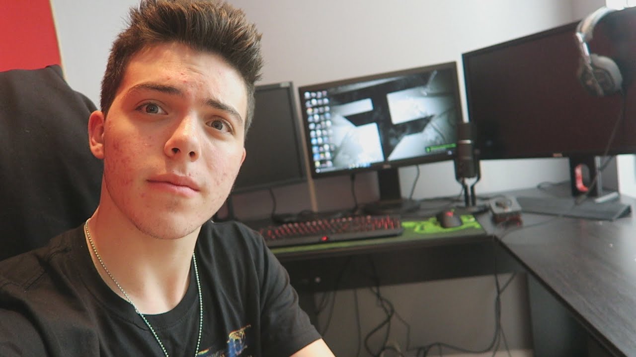 My FaZe House Bedroom Tour! - YouTube