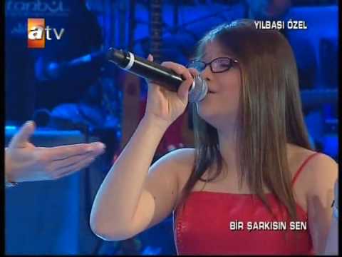Şebnem Keskin & Funda Arar - Camdan Kalp (31.12.09) www.facebook.com/sebnemmusic