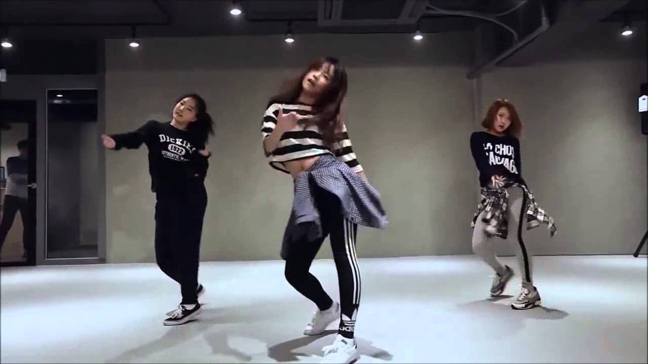 Beyonce 7/11 Dance Mirrored - YouTube