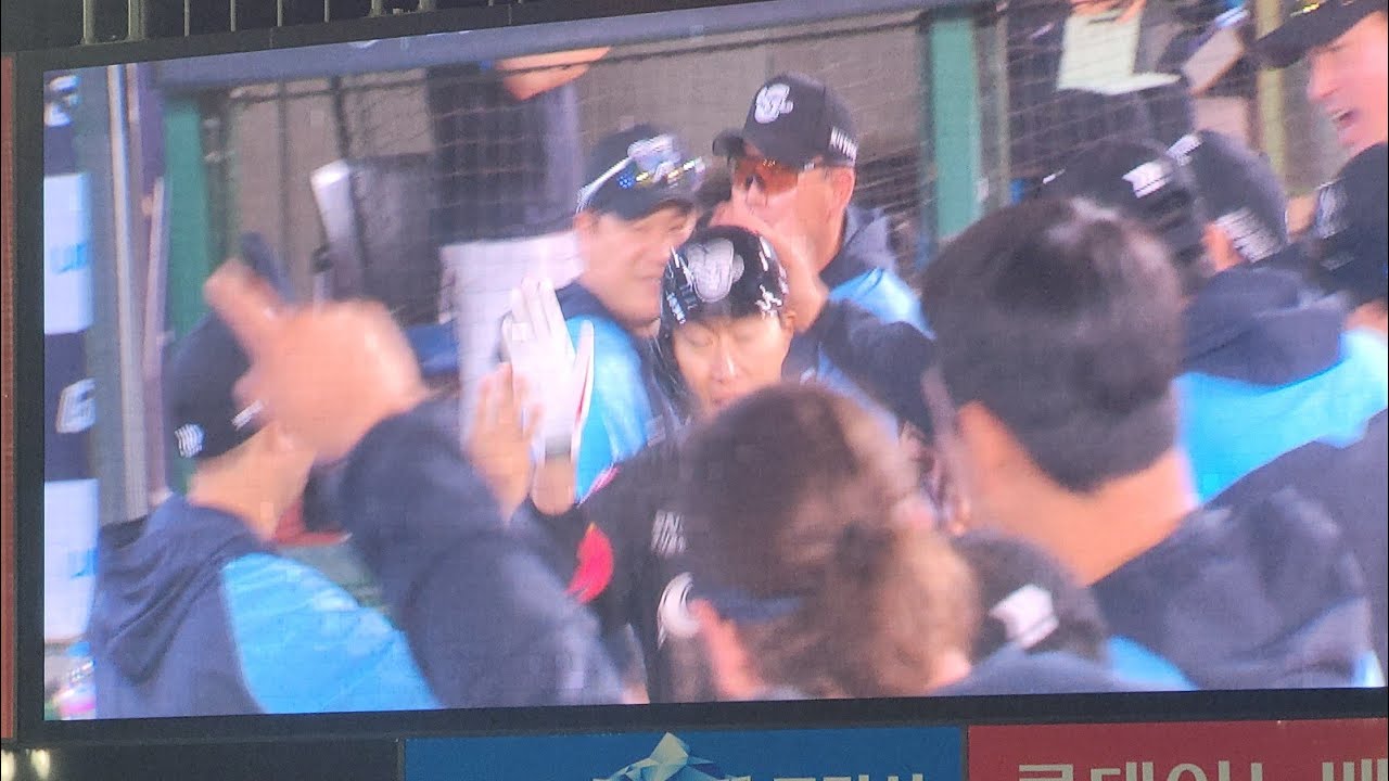 롯데자이언츠 약속의8회말💙 유강남선수 동점홈런 박승욱선수 역전홈런 폭발👍👍👍 사직이 완전 발칵 뒤집어졌습니다 💙💙💙 Youtube