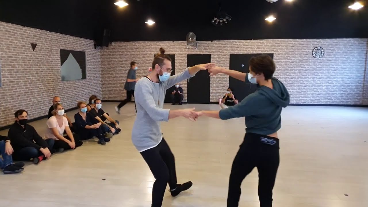 Jakub Jakoubek & Emeline Rochefeuille - WCS Improv - Paris 2020 - YouTube