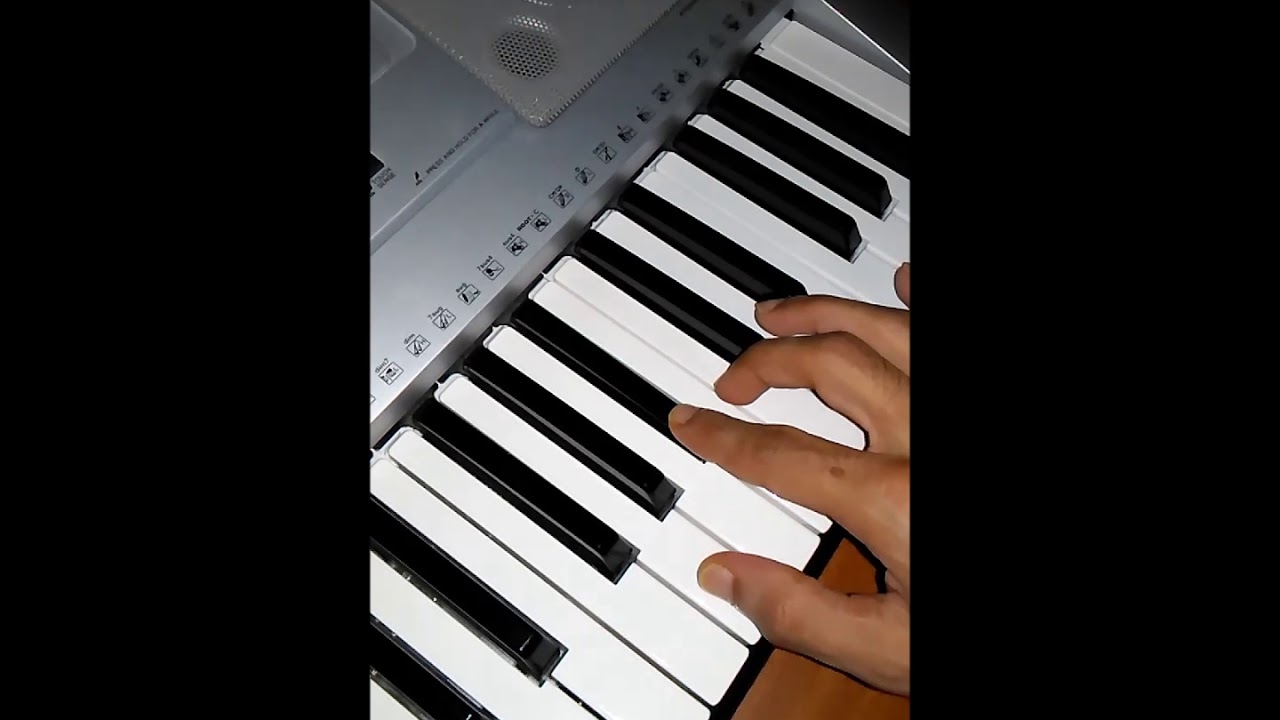 Is Tarah Aashiqui Ka - on keyboard by Maulik Zalavadia - YouTube