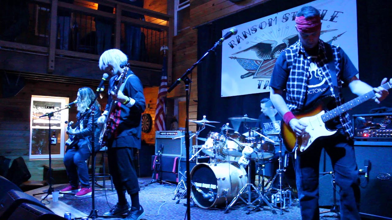 Tijuana Danger Dogs performing "Lovesong" by The Cure - YouTube