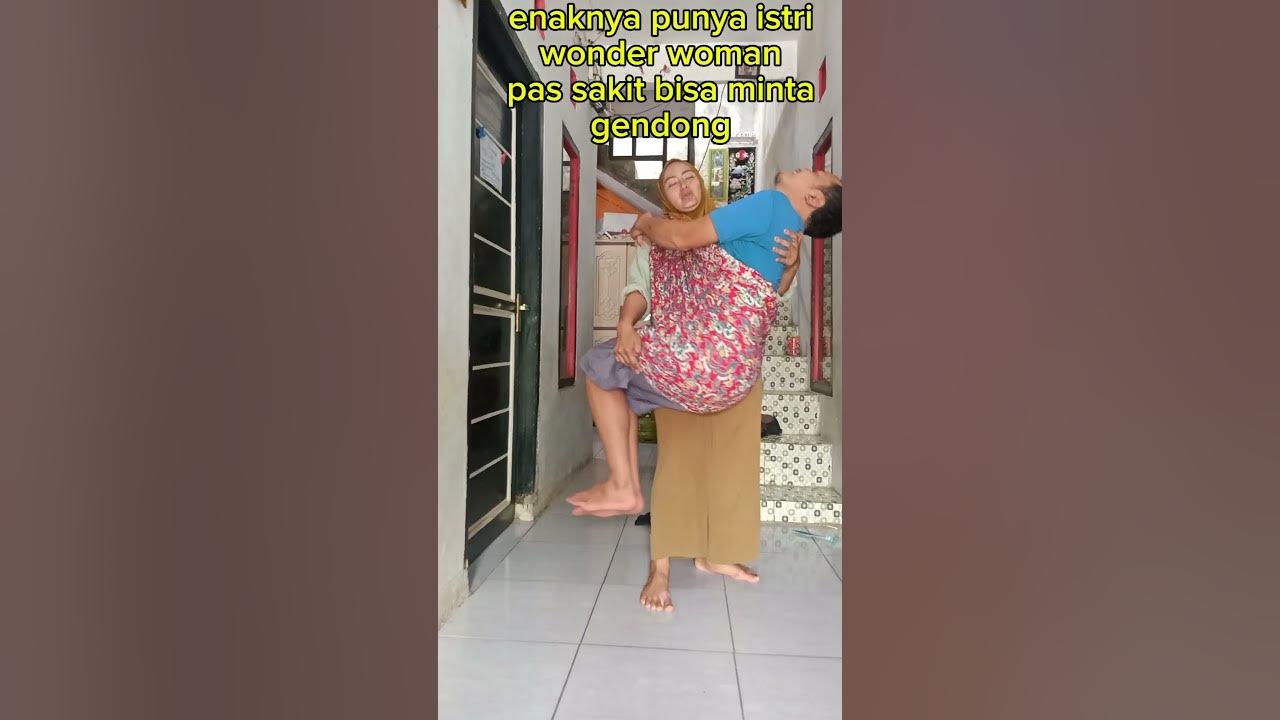 Enaknya punya istri wonder woman #komedisuamiistri #lucu #comedy #parodisuamiistri #ngakak - YouTube
