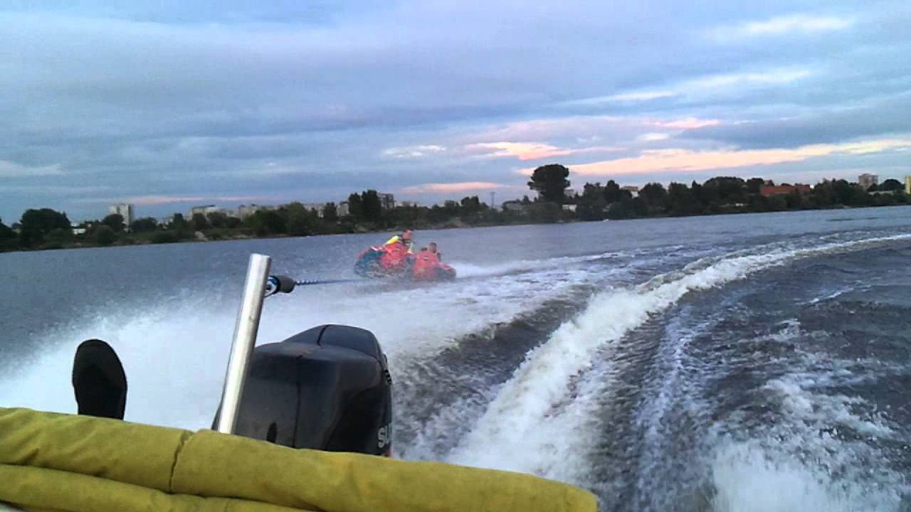 Grandstand Hydroplane crash at 70 kmph - YouTube