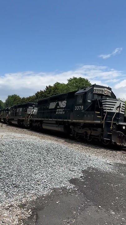 NS P81: NS 3379 3321 3469 1830 Norcross GA - YouTube
