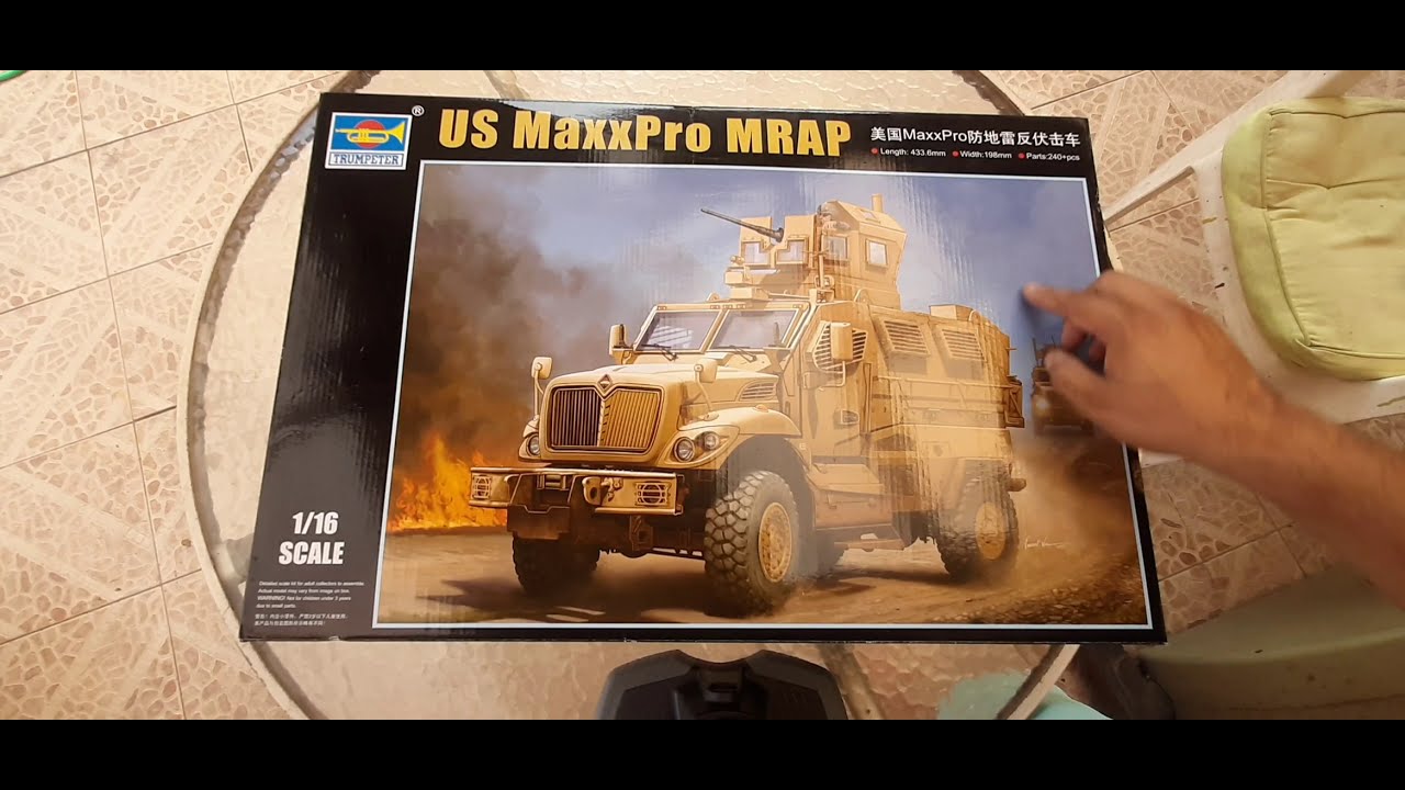 US MAXXPRO MRAP 1/16 TRUMPETER REVIEW..... - YouTube
