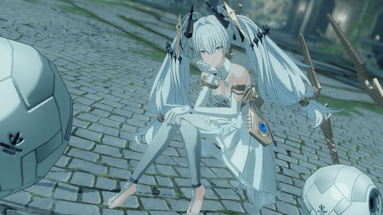 Luna Fiery Moon - Punishing Gray Raven - YouTube