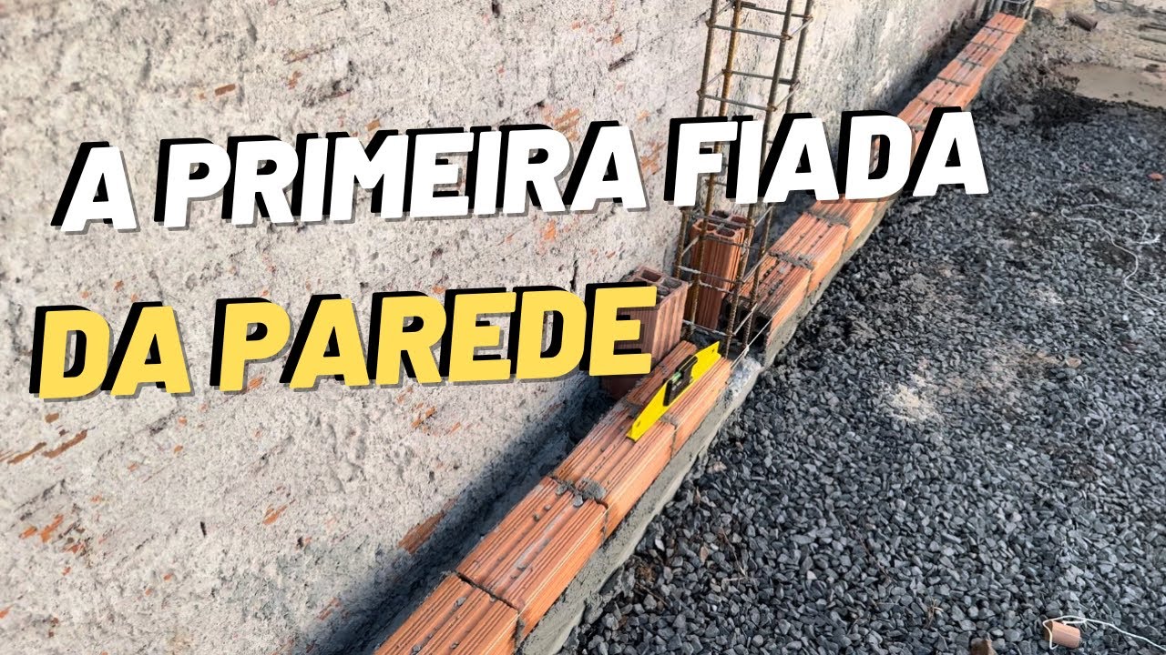 Aqui mora o segredo da primeira fiada de tijolo - YouTube