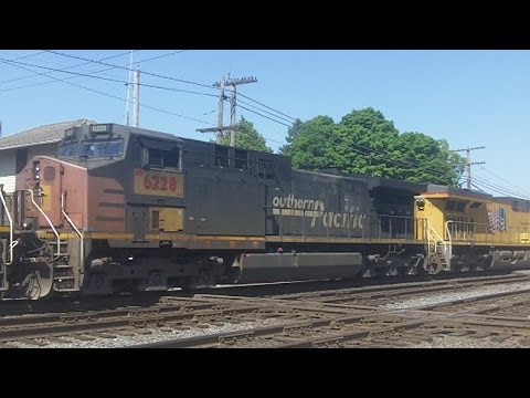 UP 7365 Leads Z-Train, West Chicago, IL - YouTube